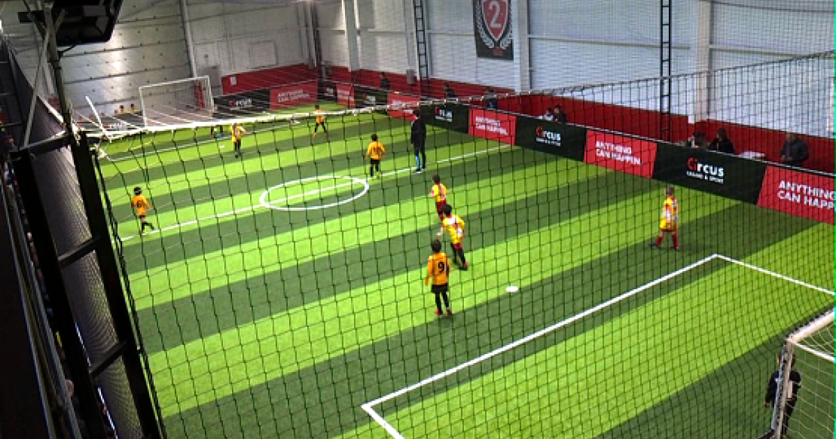 Frameries - Un ancien bâtiment industriel devenu temple du futsal | Tele MB