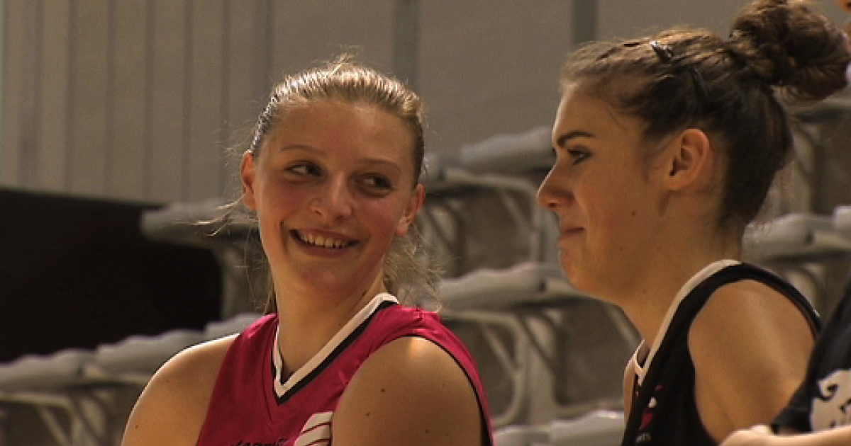BASKET - Manon Descamps grandit aux Liège Panthers | Tele MB