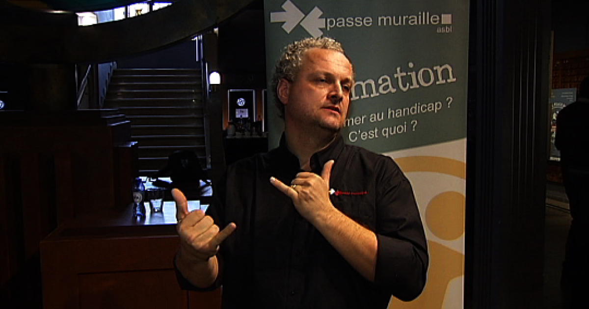Mons - Ca vous dit d'apprendre la langue des signes ? | Tele MB